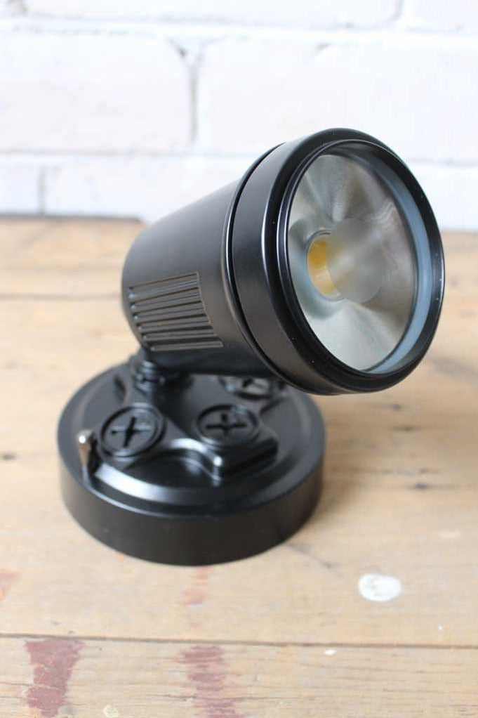 Yardly Adjustable LED Flood Light 11W 4000K. LED flood lights black ...