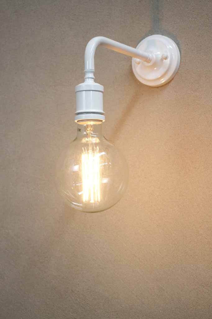 90 Degree Wall Light | Right Angle Arm B22 or E27 — Fat Shack Vintage