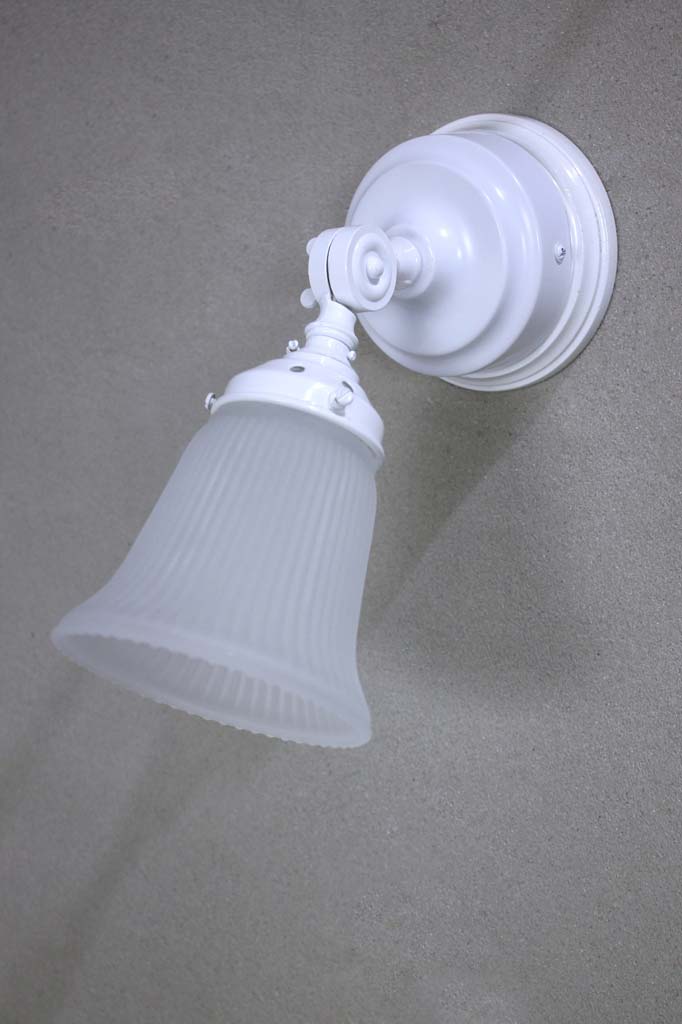 Victoria Batten Wall Light – Fat Shack Vintage